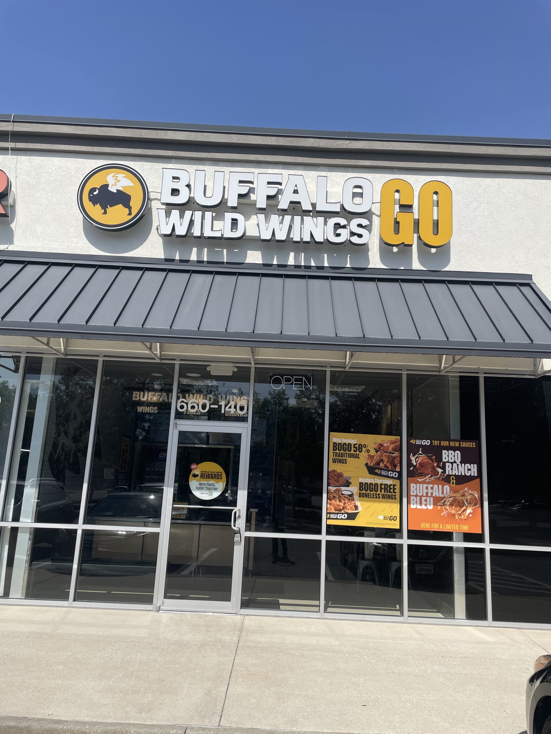 Buffalo Wild Wings GO is Now Open - Sleiman Enterprises